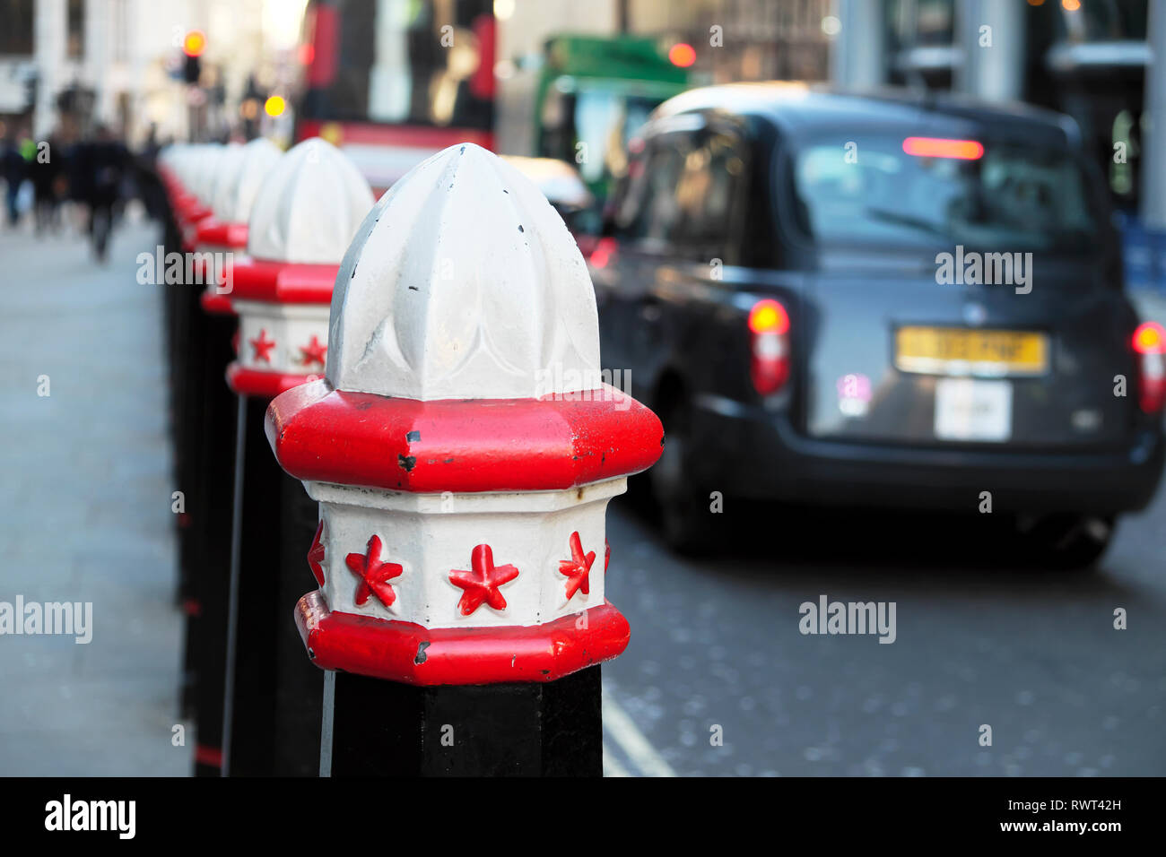 Traffic bollards -Fotos und -Bildmaterial in hoher Auflösung – Alamy
