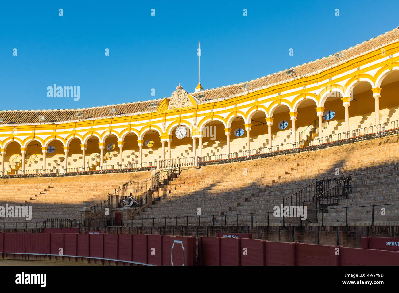 Plaza de toros la maestranza -Fotos und -Bildmaterial in hoher ...