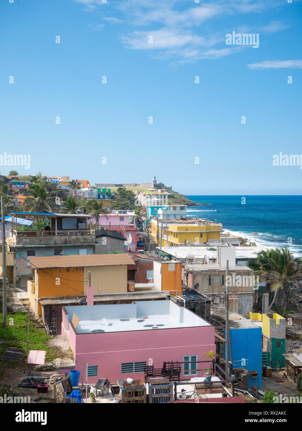 Panorama von La Perla Slum in der Altstadt von San Juan, Puerto Rico ...