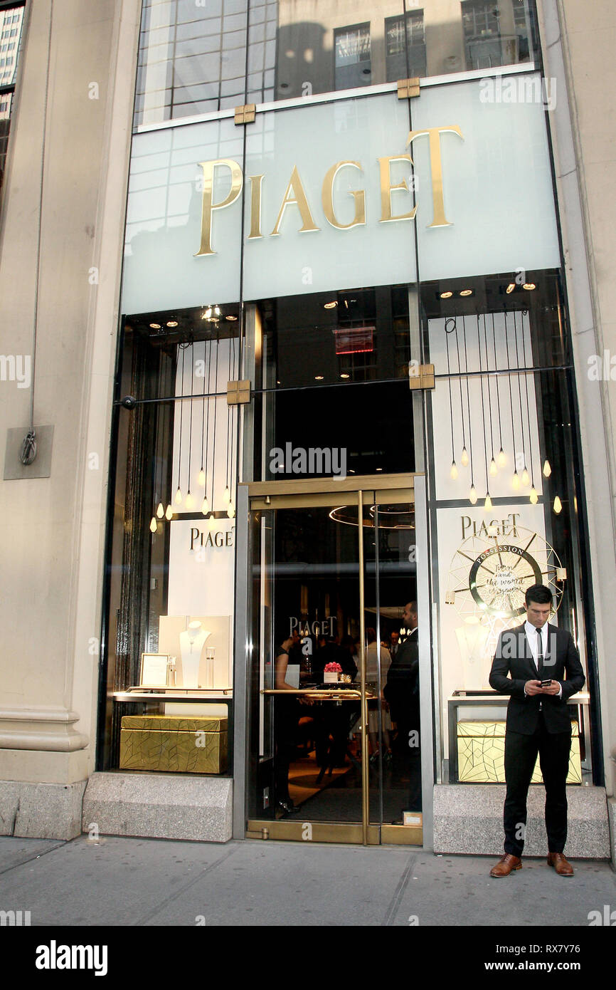 Piaget boutique -Fotos und -Bildmaterial in hoher Auflösung – Alamy
