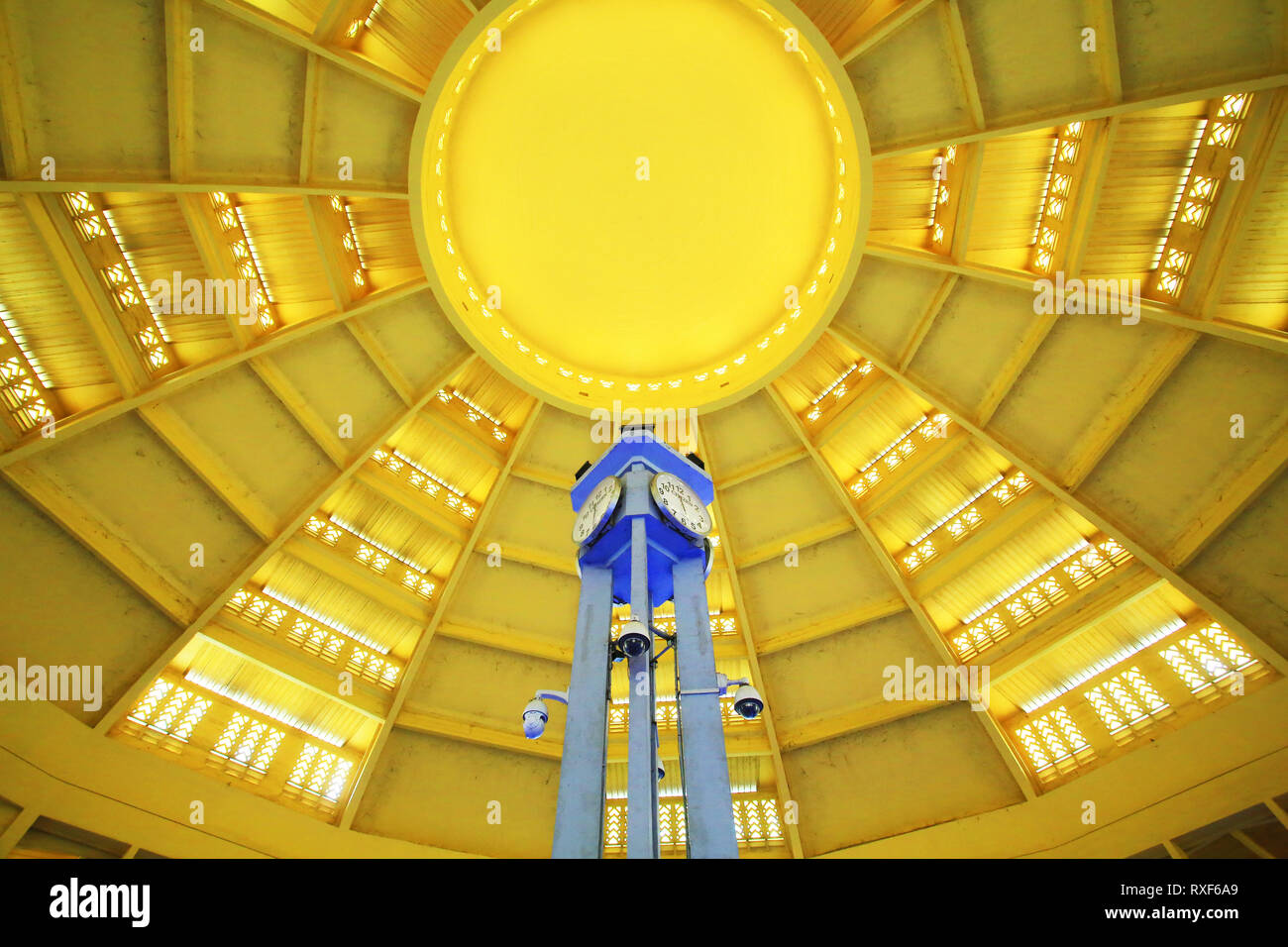 Phnom pen cambodia asien -Fotos und -Bildmaterial in hoher Auflösung ...