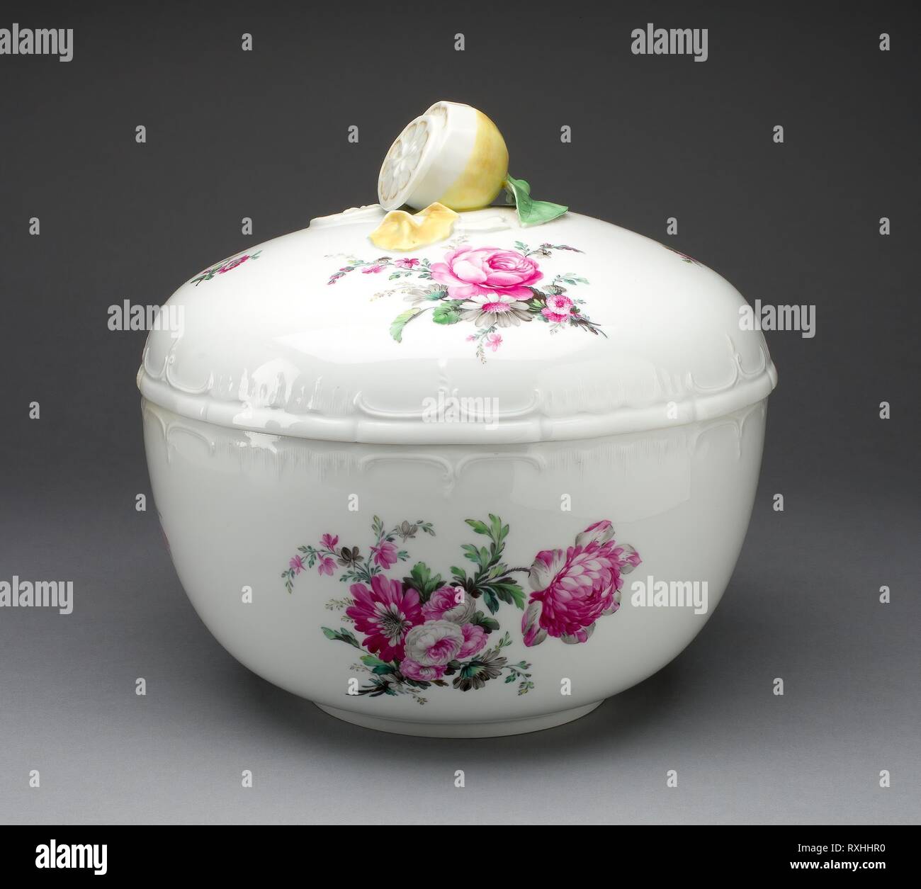 Punch Bowl. Berliner Porzellanmanufaktur (Königliche Porzellan ...