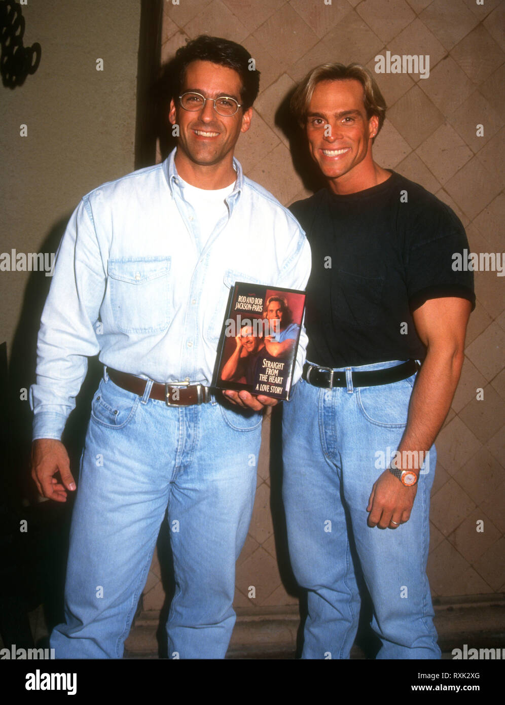 WEST Hollywood, CA - 11. Februar: Schauspieler/Schriftsteller Bob Paris ...