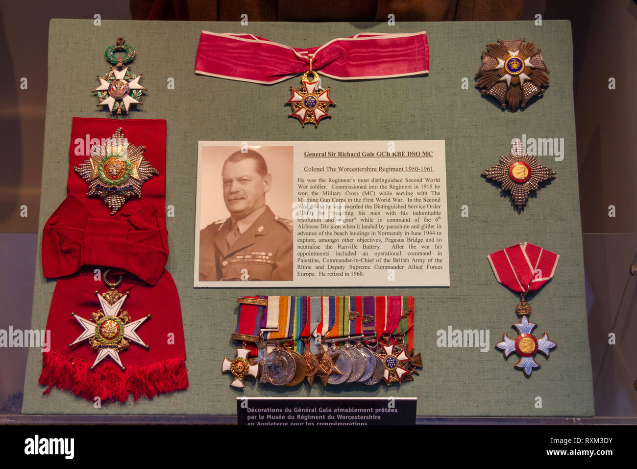 Sir richard gale -Fotos und -Bildmaterial in hoher Auflösung – Alamy