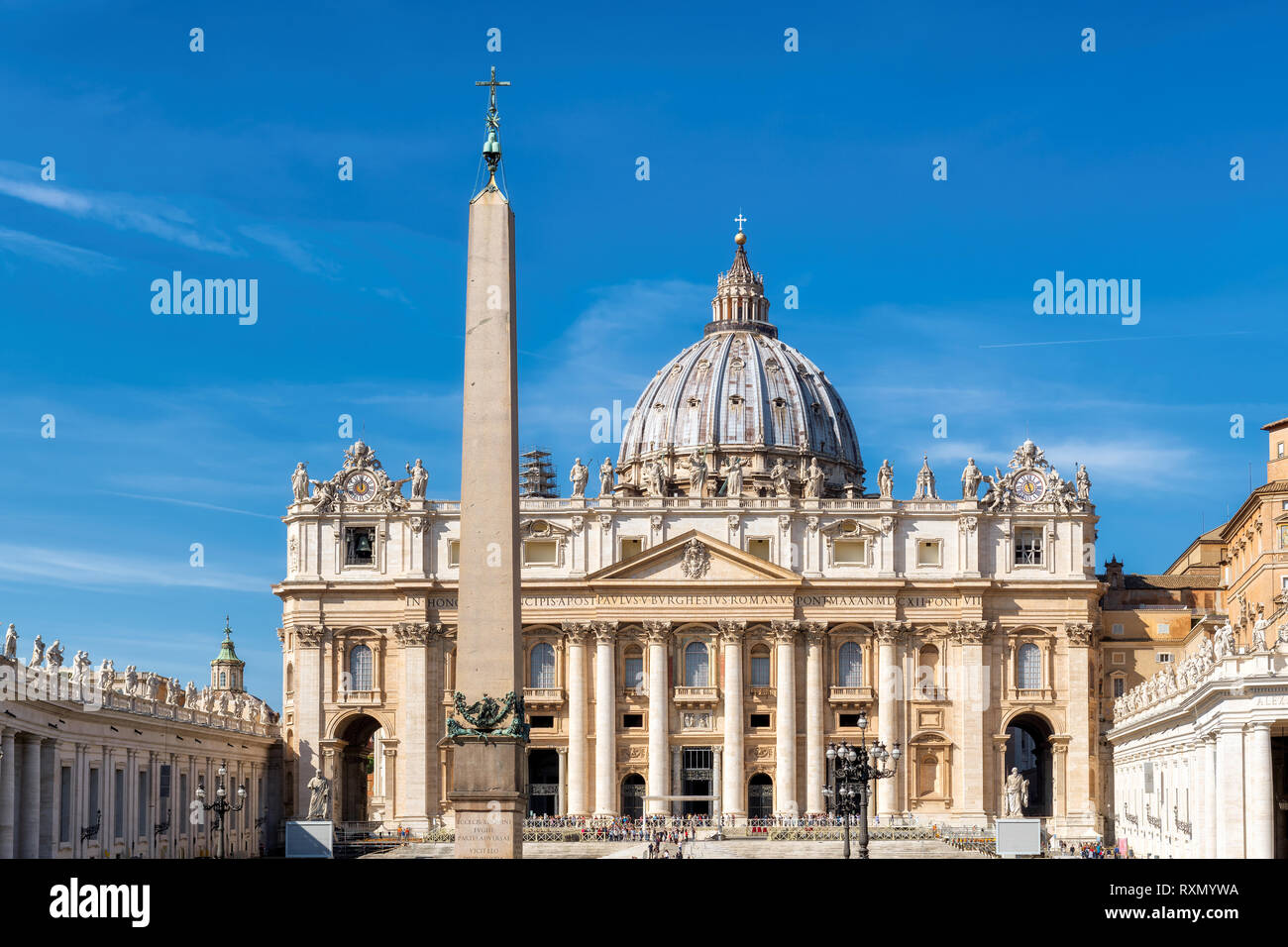 St peters basilika vom st peter platz -Fotos und -Bildmaterial in hoher ...