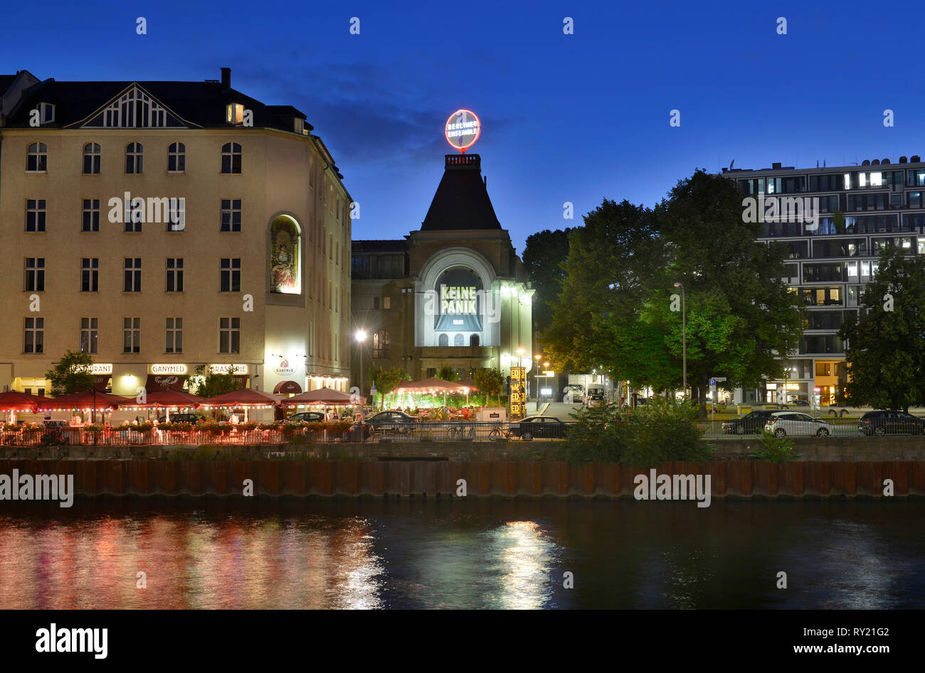 Berliner Ensemble, Bertolt-Brecht-Platz, Mitte, Berlin, Deutschland ... Berliner Ensemble, Bertolt-Brecht-Platz, Mitte, Berlin, Deutschland ...