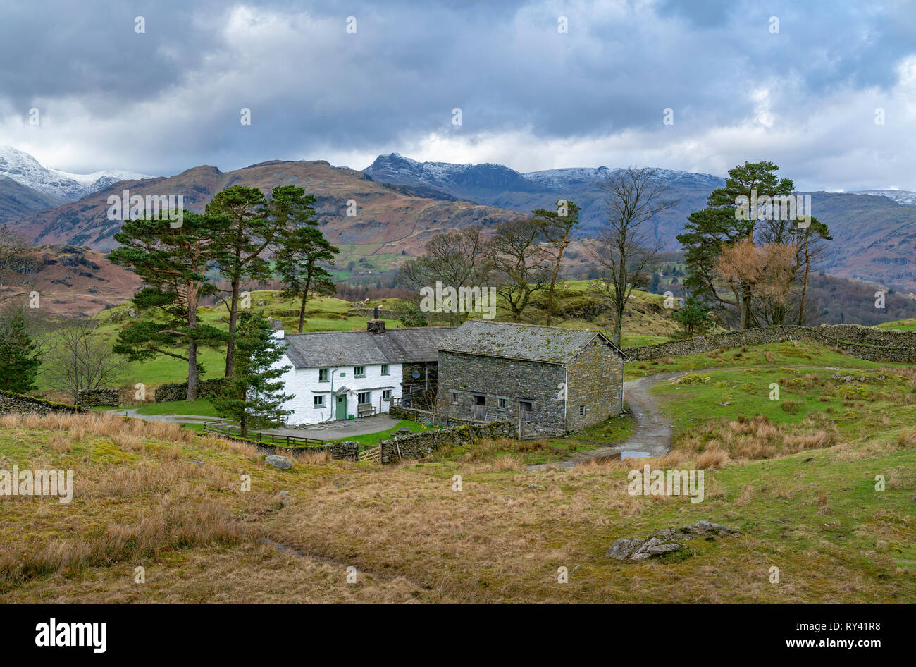 High arnside tarn -Fotos und -Bildmaterial in hoher Auflösung – Alamy