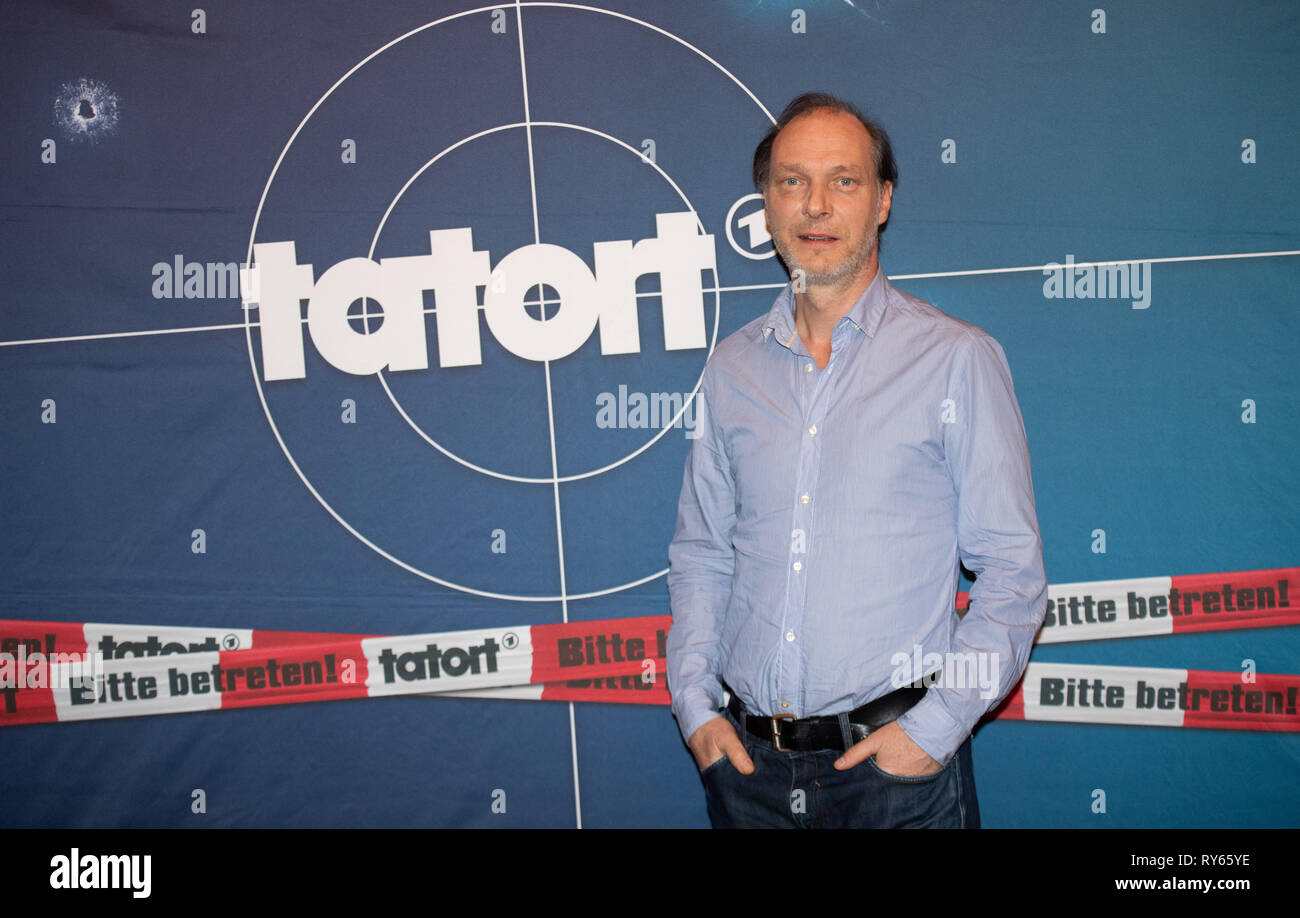 12 März 2019, Hamburg: Der Schauspieler Martin Brambach für ein Foto ...