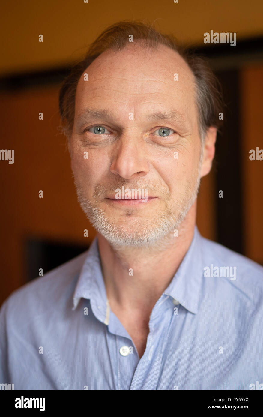 12 März 2019, Hamburg: Der Schauspieler Martin Brambach, am Rand von ...