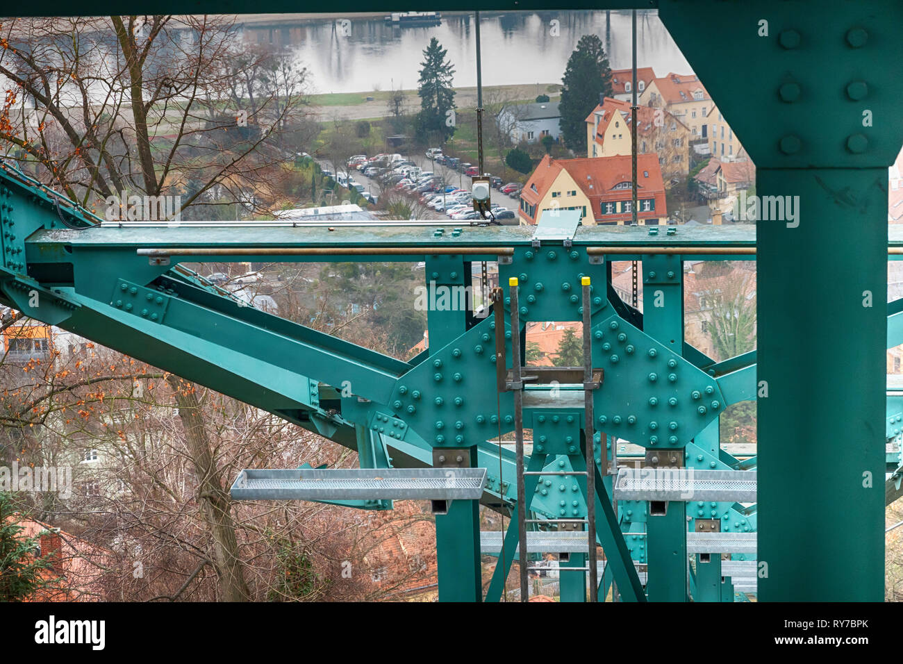Blick auf die eisenträger, unterstützt und Streben der ältesten ...