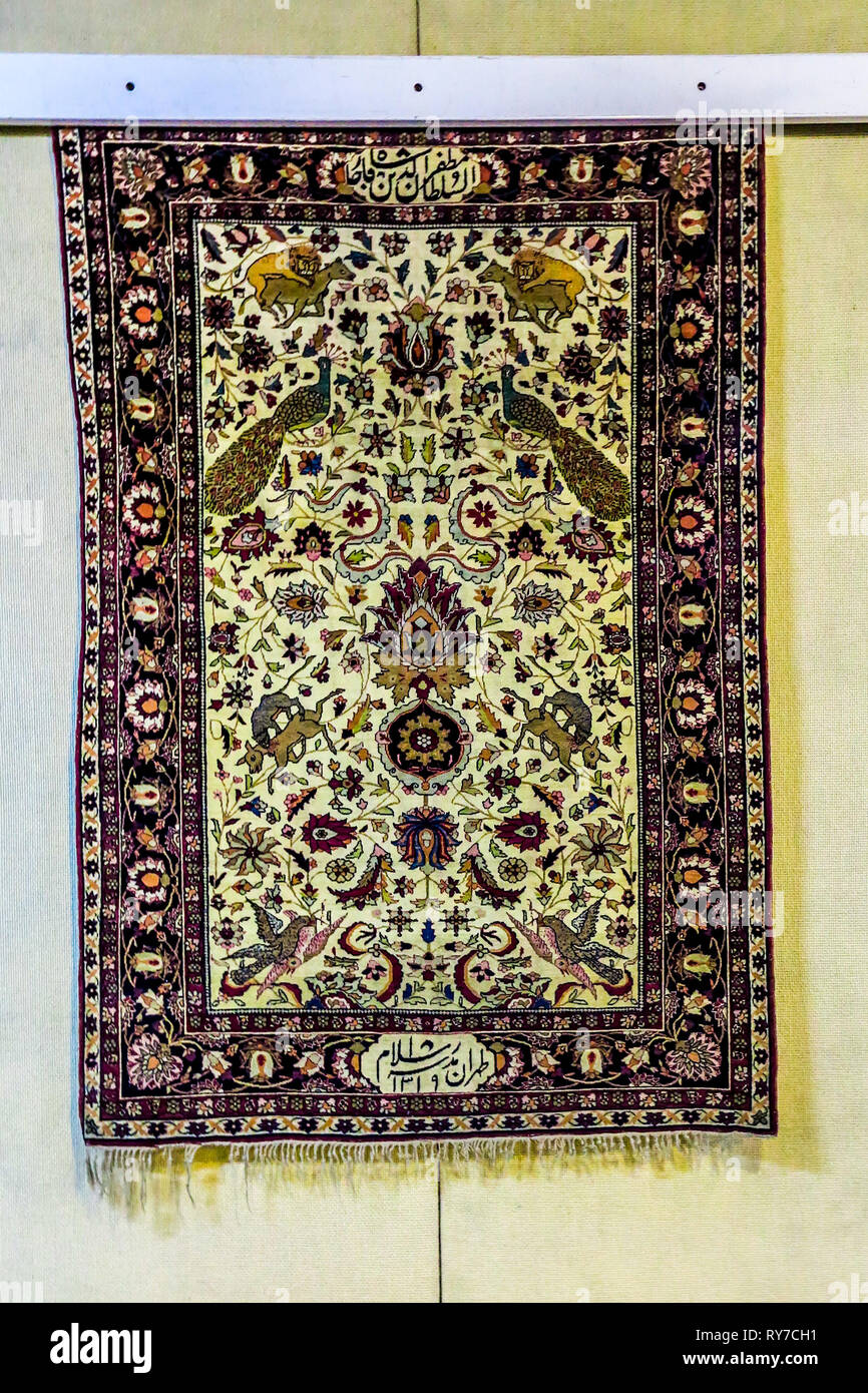 Persian rugs -Fotos und -Bildmaterial in hoher Auflösung – Alamy