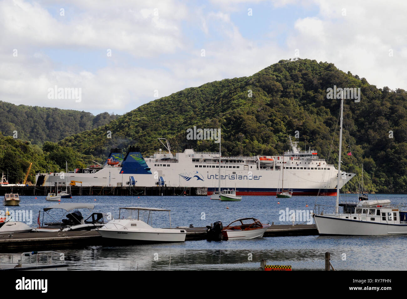 Koch strait interislander -Fotos und -Bildmaterial in hoher Auflösung ...