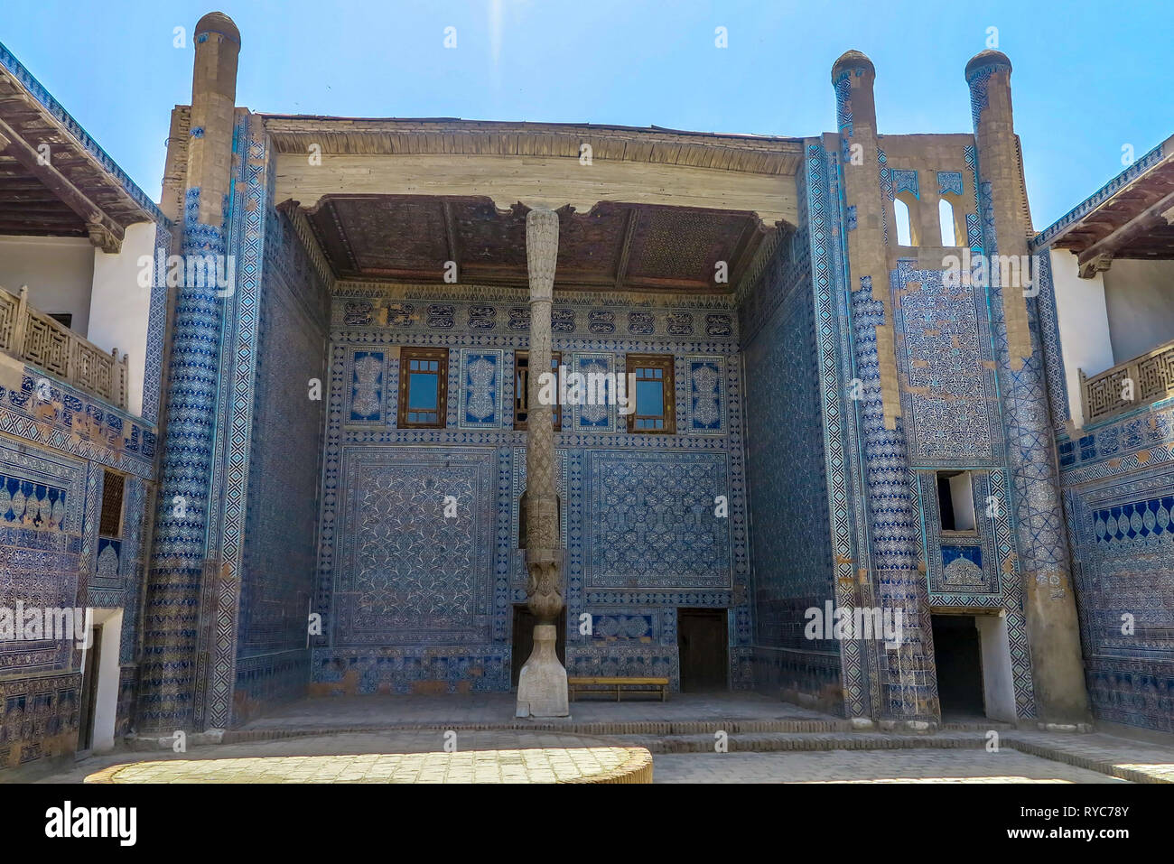 Chiwa Altstadt Tash Hauli Steinhaus Palace Holz- Spalte blauen Fliesen ...