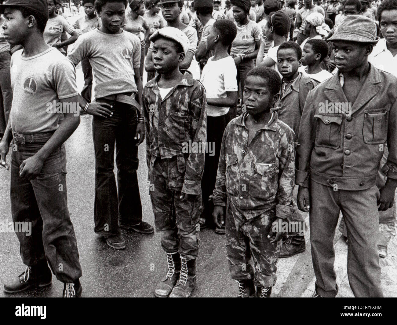 Army uniforms -Fotos und -Bildmaterial in hoher Auflösung – Alamy