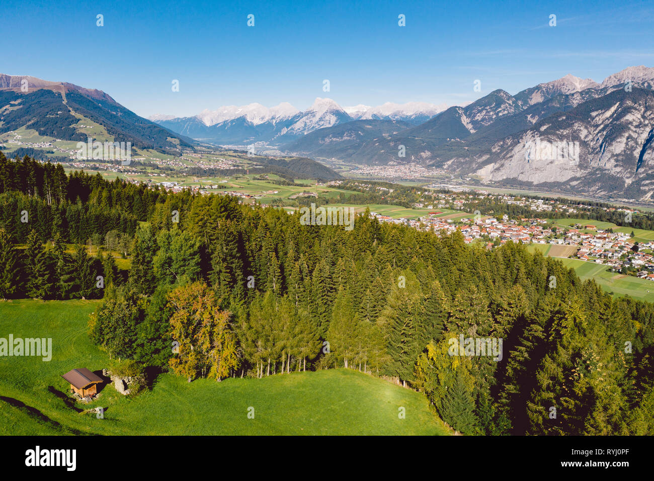 Innsbruck aerial -Fotos und -Bildmaterial in hoher Auflösung – Alamy