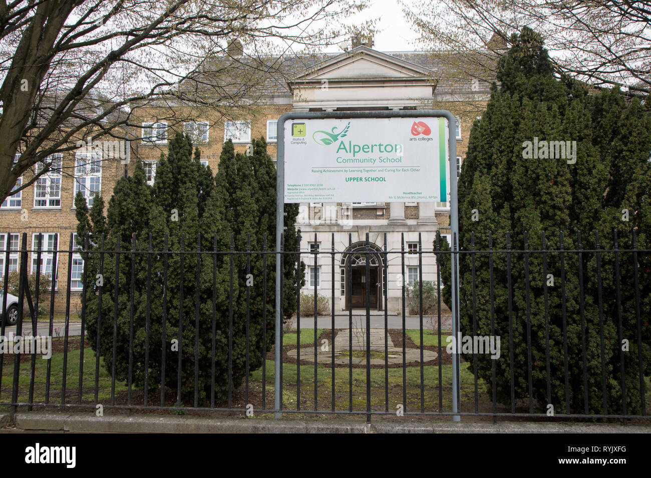 Community school -Fotos und -Bildmaterial in hoher Auflösung – Alamy