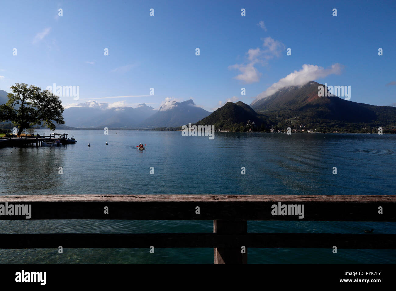 Größter see -Fotos und -Bildmaterial in hoher Auflösung – Alamy