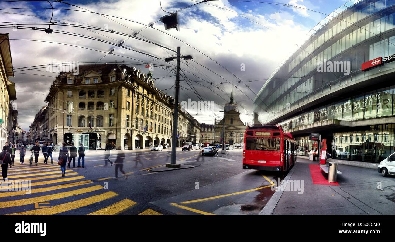 Swiss bus station -Fotos und -Bildmaterial in hoher Auflösung – Alamy