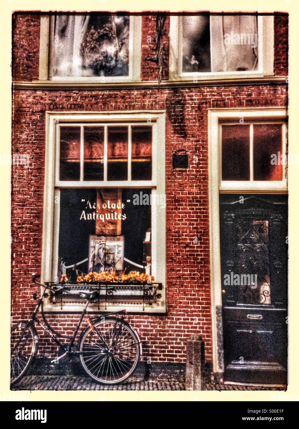Holland amsterdam antiques shop -Fotos und -Bildmaterial in hoher ...