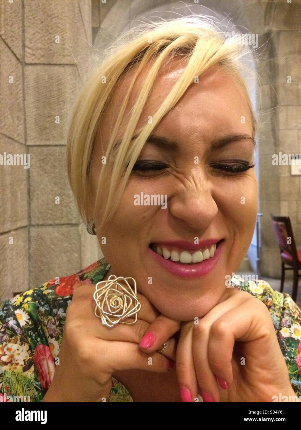 Freude und lachen -Fotos und -Bildmaterial in hoher Auflösung – Alamy