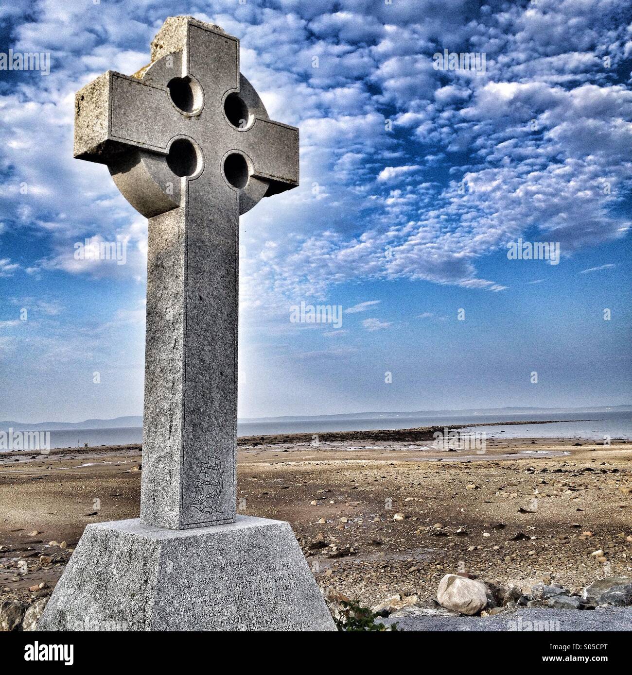 Irisches kreuz -Fotos und -Bildmaterial in hoher Auflösung – Alamy