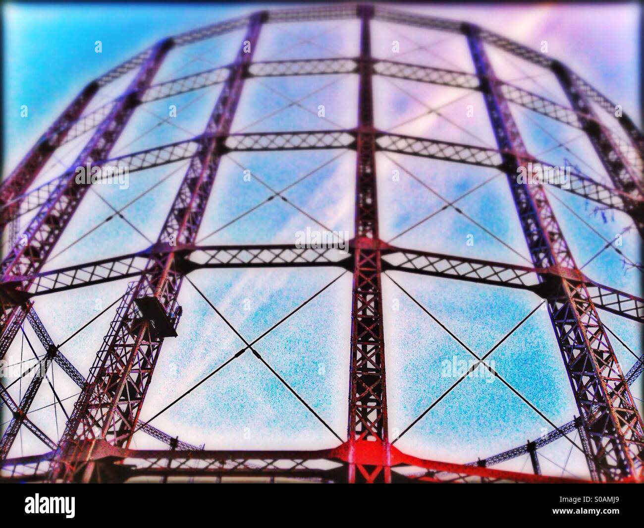 Gasometer london -Fotos und -Bildmaterial in hoher Auflösung – Alamy