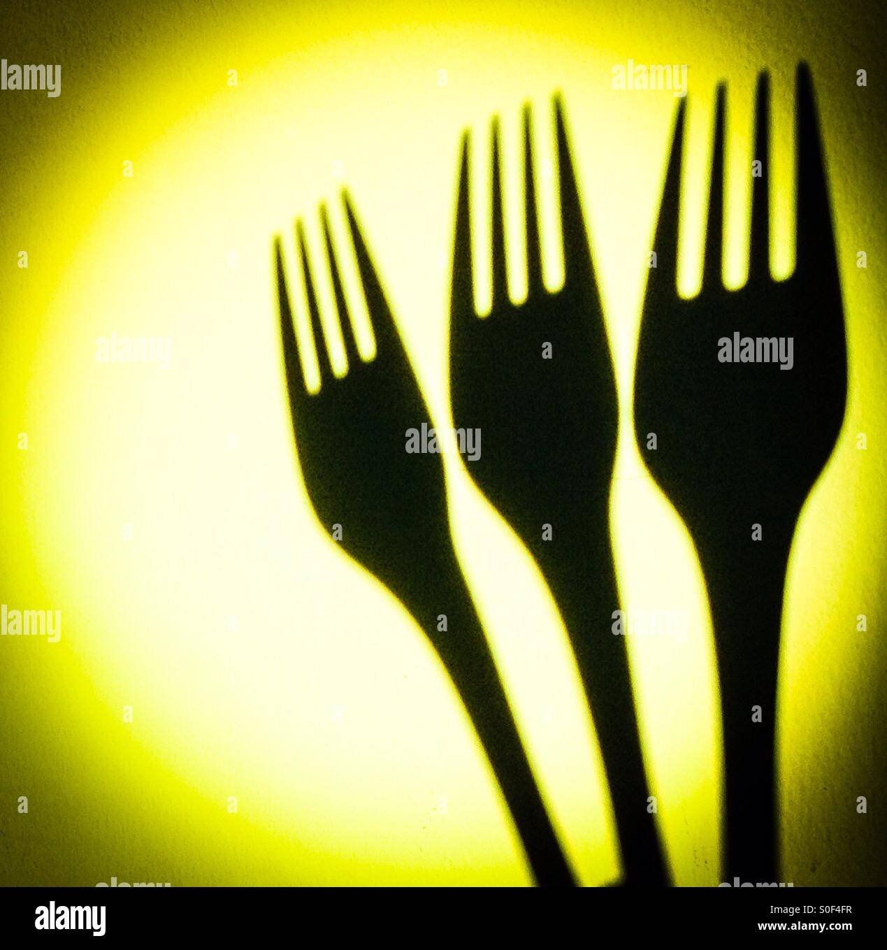Gabeln mit essen -Fotos und -Bildmaterial in hoher Auflösung – Alamy