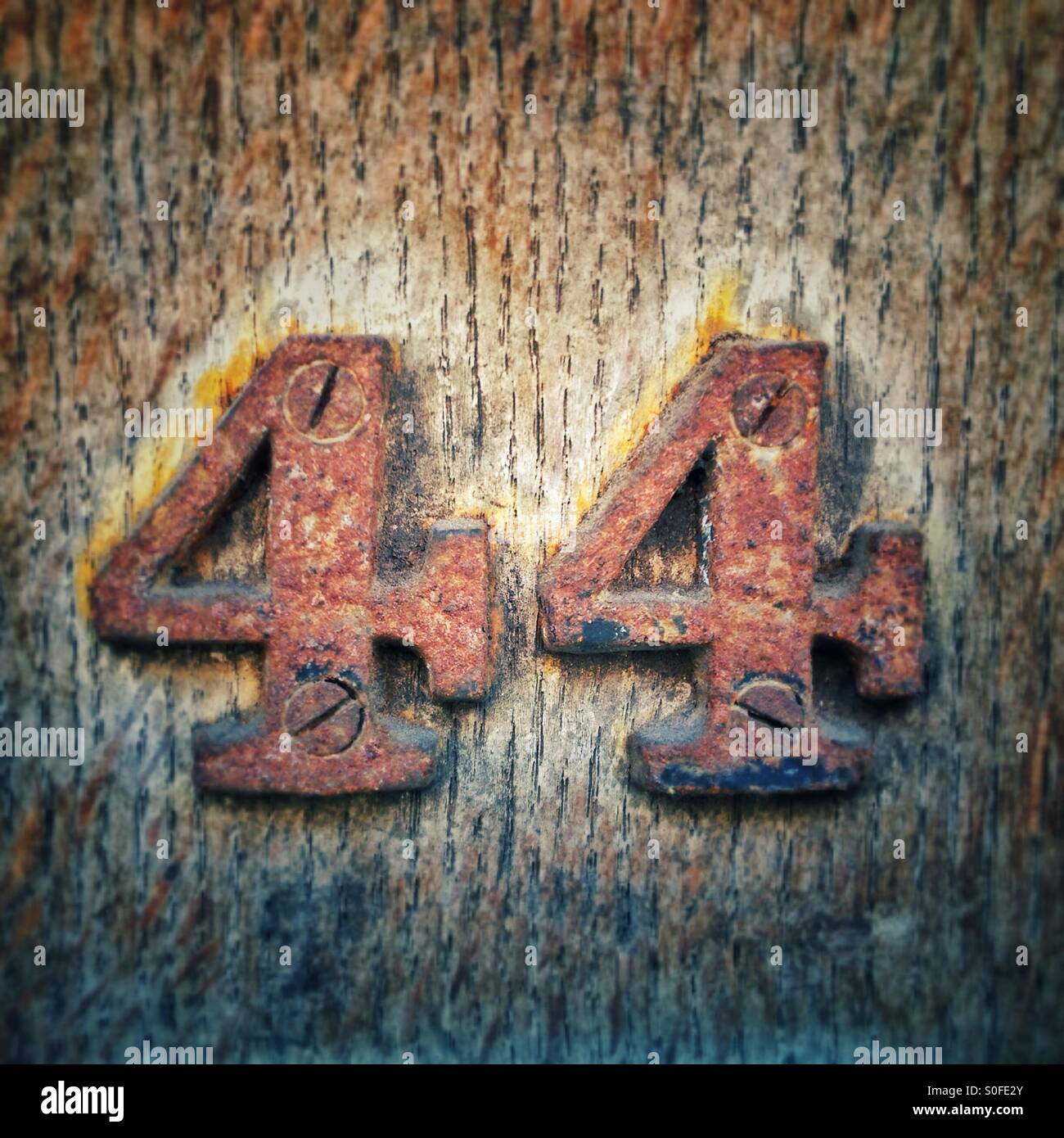 Zahl 44 -Fotos und -Bildmaterial in hoher Auflösung – Alamy