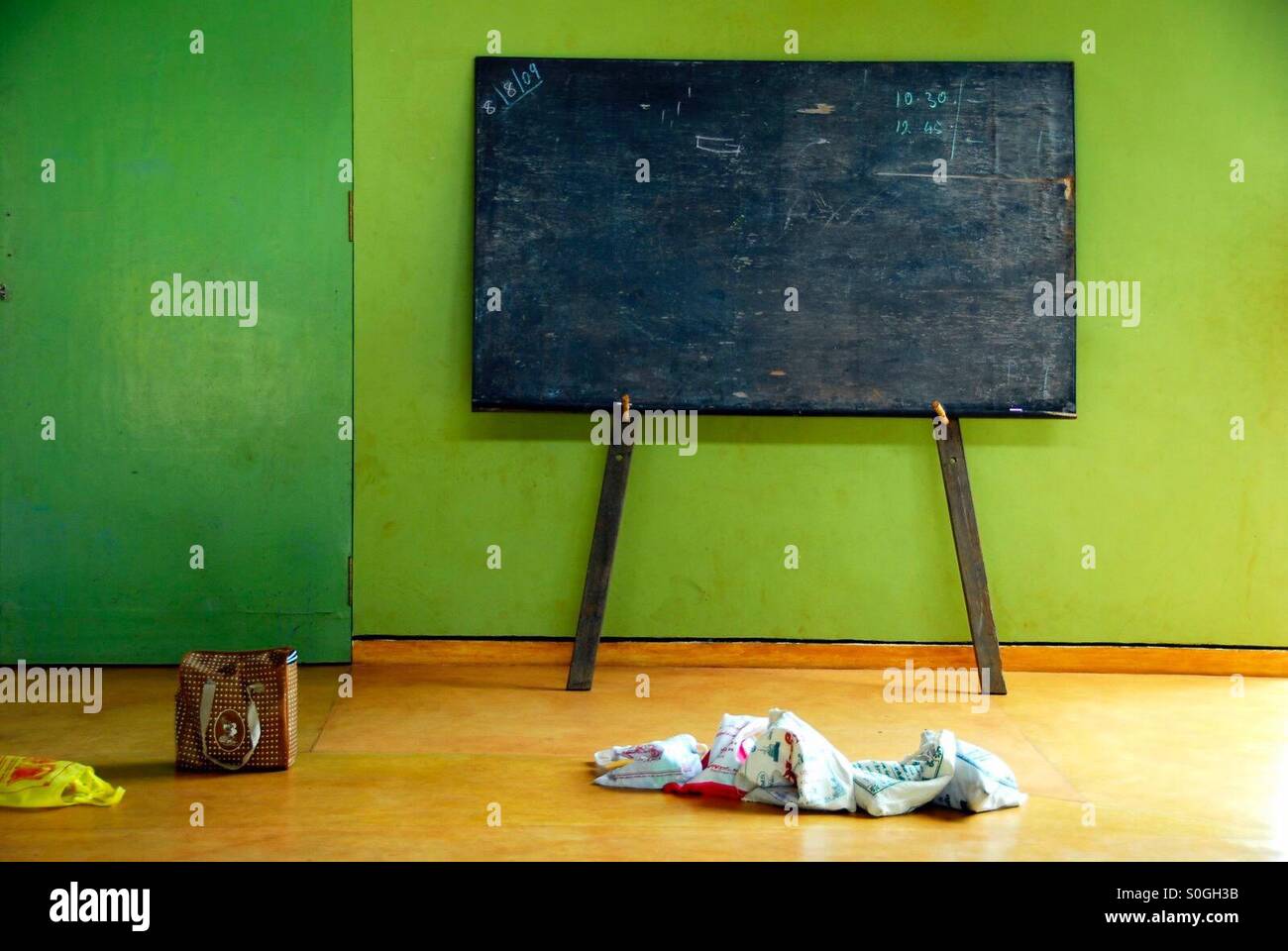 Schule tafel -Fotos und -Bildmaterial in hoher Auflösung – Alamy