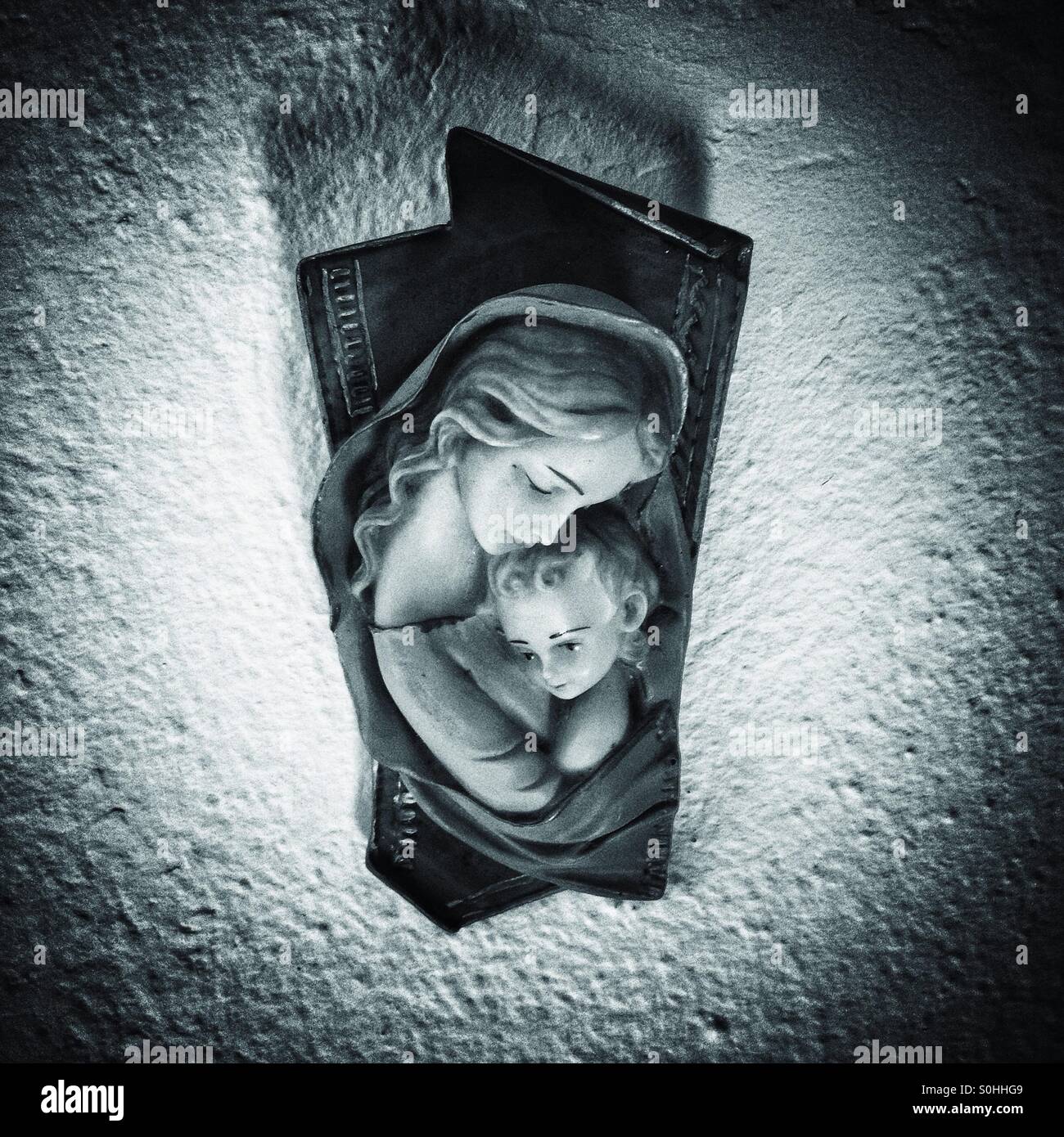 Jungfrau maria mit baby jesus -Fotos und -Bildmaterial in hoher Auflösung – Alamy