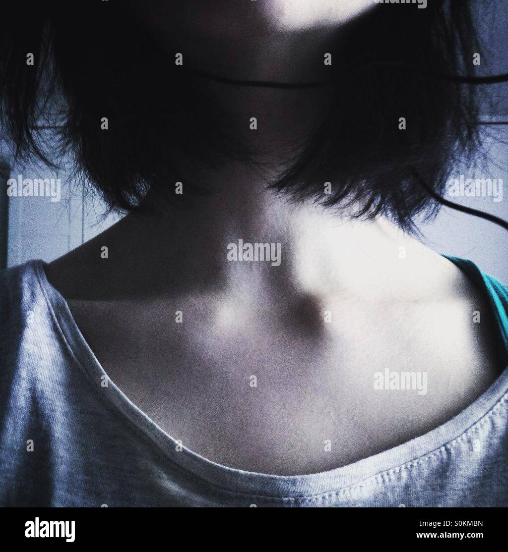 Blasse haut -Fotos und -Bildmaterial in hoher Auflösung – Alamy