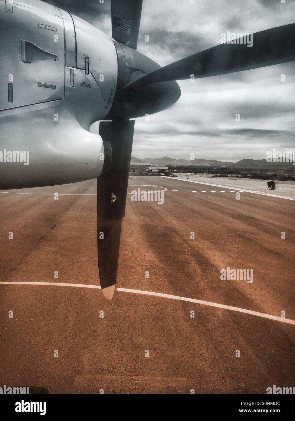 Flugzeug motor -Fotos und -Bildmaterial in hoher Auflösung – Alamy