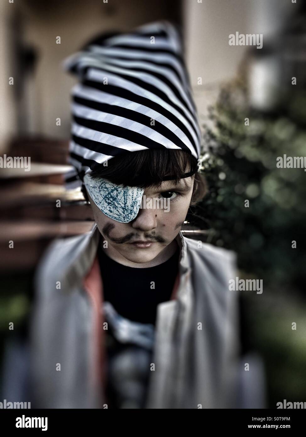 Augenklappe Pirat Stockfotos Und Bilder Kaufen Alamy