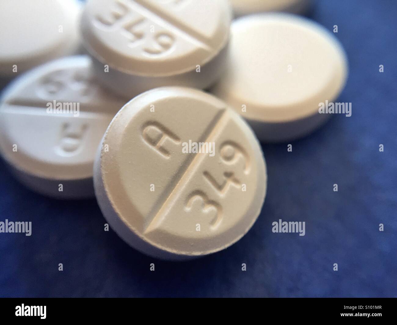 Oxycodon tabletten -Fotos und -Bildmaterial in hoher Auflösung – Alamy