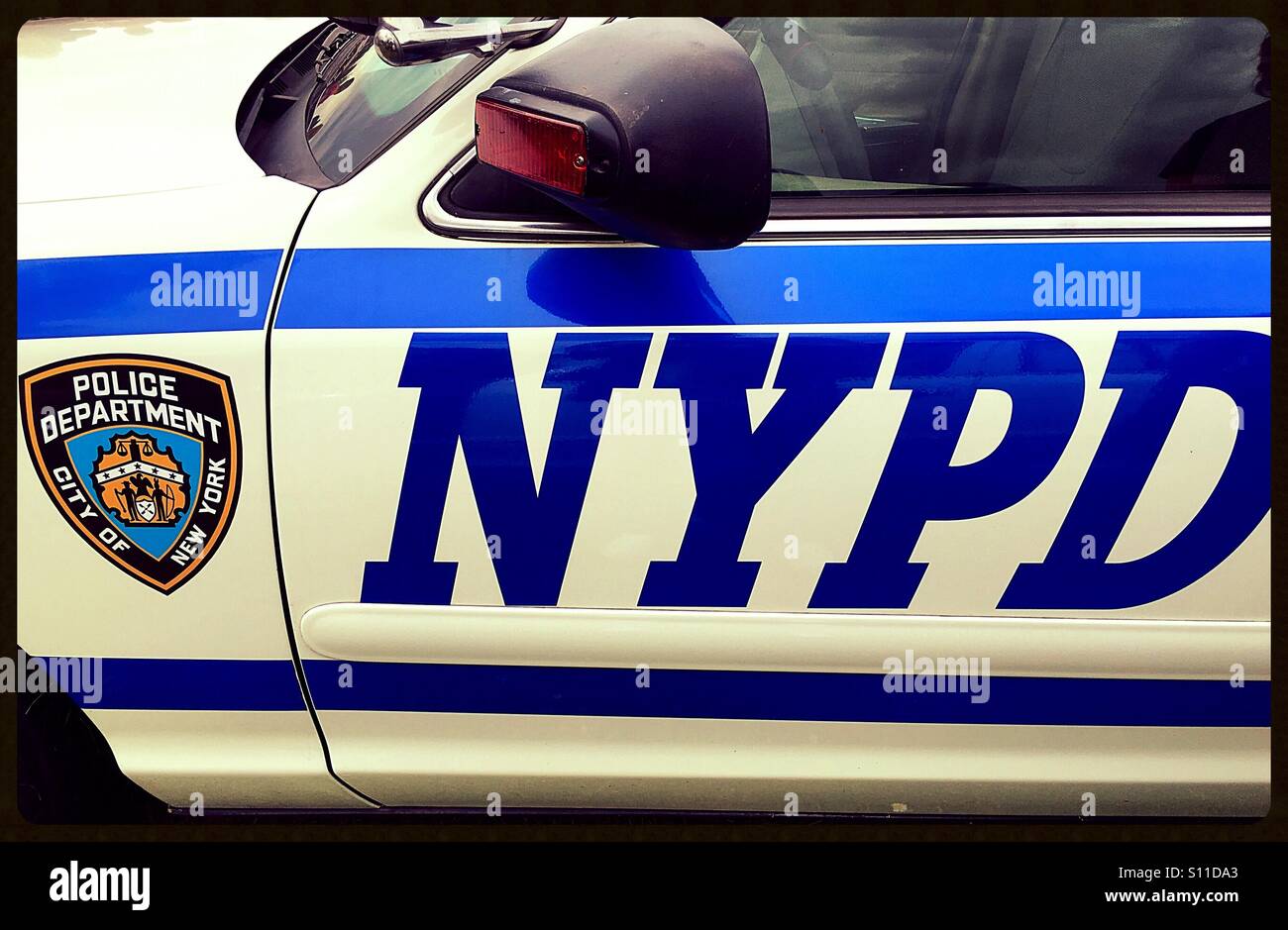 Nypd police badge -Fotos und -Bildmaterial in hoher Auflösung – Alamy