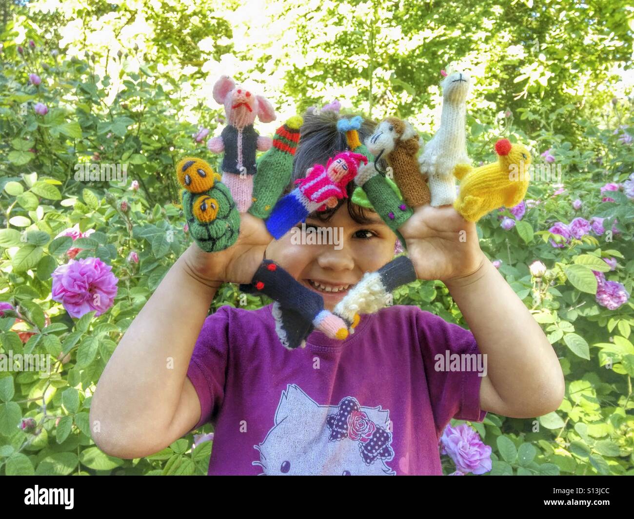 Puppen kind -Fotos und -Bildmaterial in hoher Auflösung – Alamy