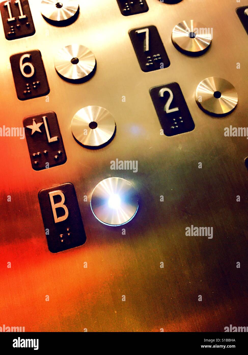 Elevator control panel -Fotos und -Bildmaterial in hoher Auflösung – Alamy