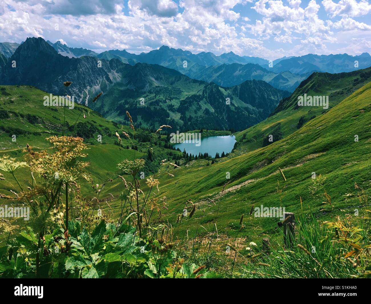 Lake seealpsee -Fotos und -Bildmaterial in hoher Auflösung – Alamy