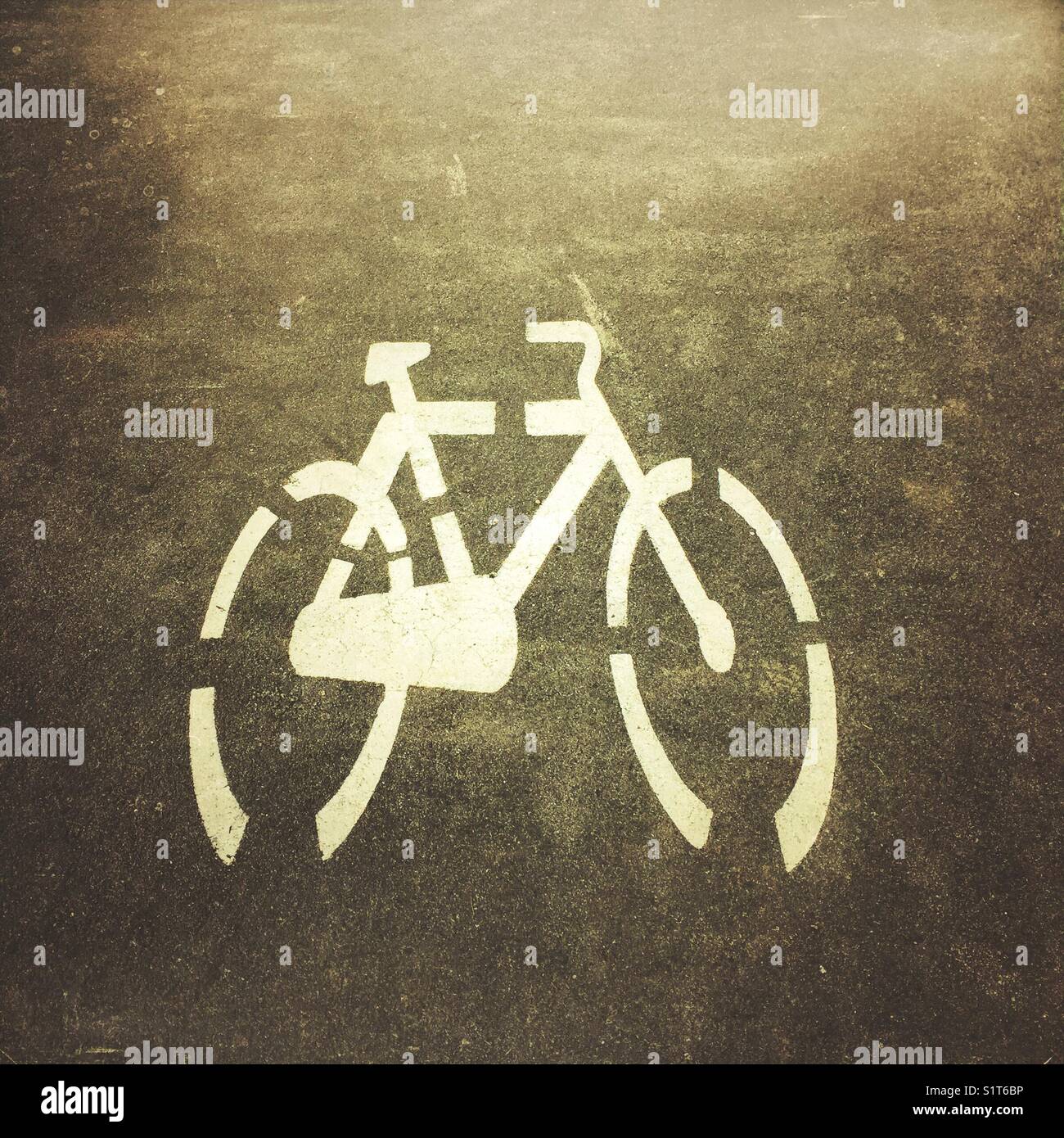 Radweg Schild Kennzeichnung Stockfotografie - Alamy