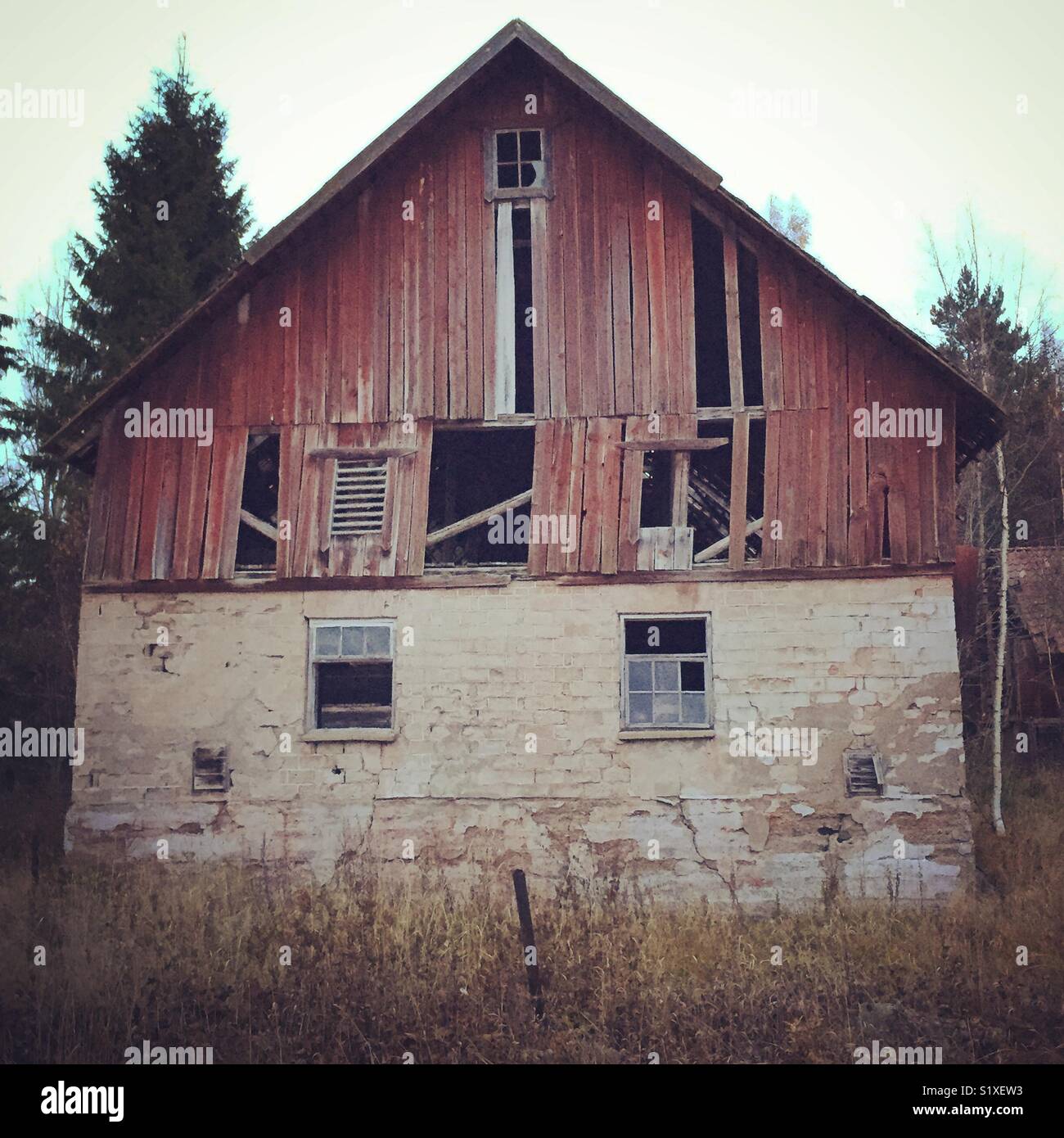 Giebel scheune -Fotos und -Bildmaterial in hoher Auflösung – Alamy