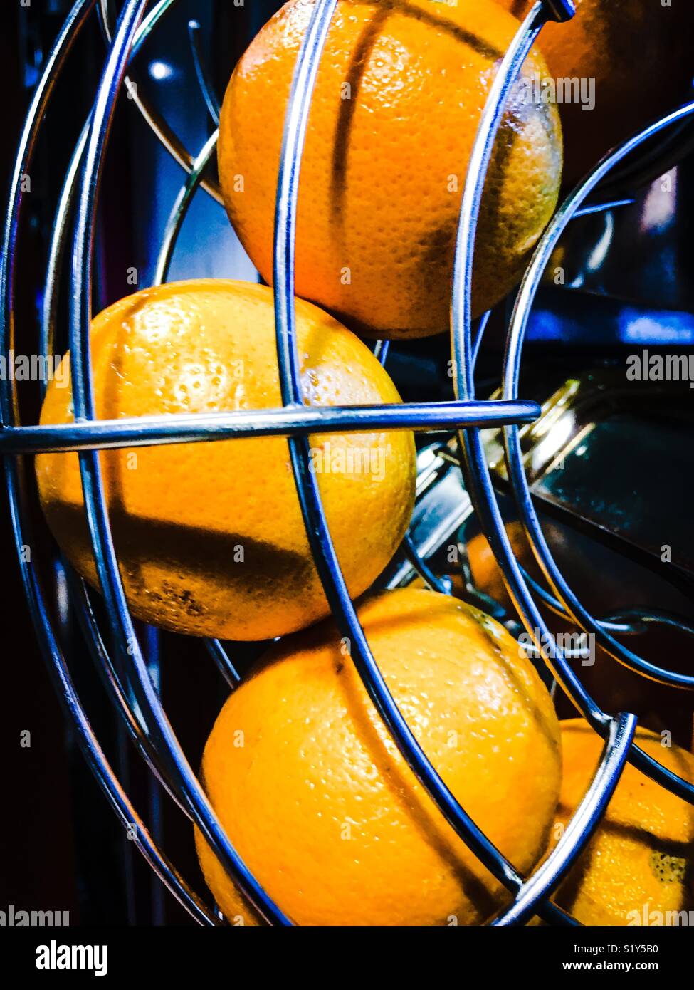 Saft im entsafter -Fotos und -Bildmaterial in hoher Auflösung – Alamy