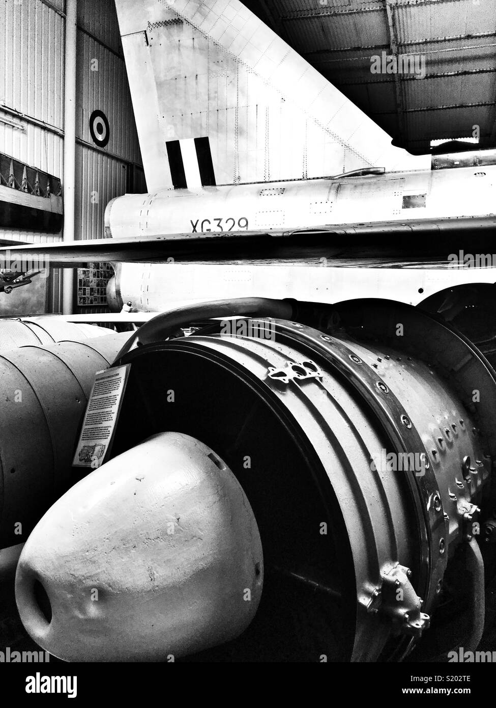 Fighter jet engines -Fotos und -Bildmaterial in hoher Auflösung – Alamy