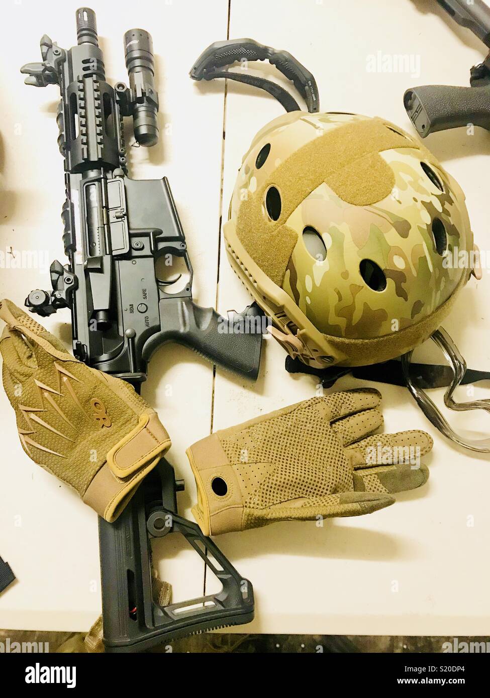 Military kit -Fotos und -Bildmaterial in hoher Auflösung – Alamy