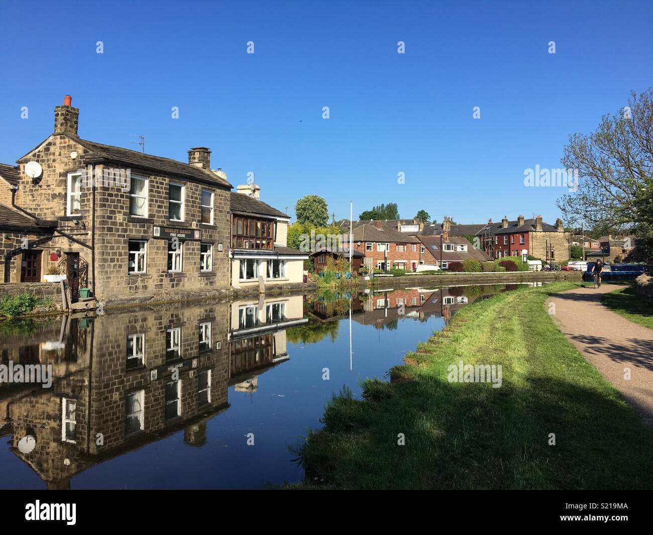 Canal leeds liverpool -Fotos und -Bildmaterial in hoher Auflösung – Alamy