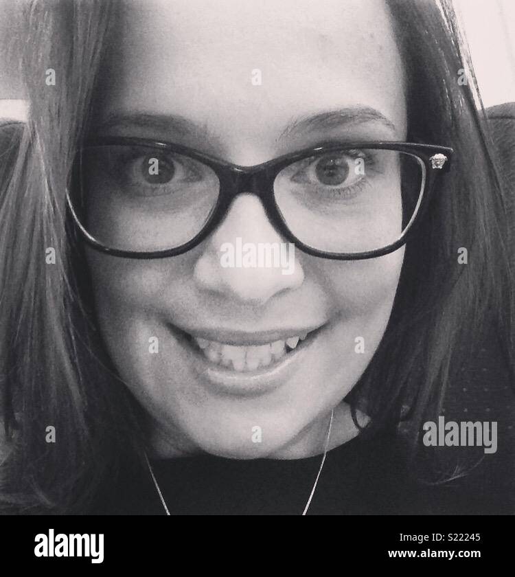 Grins grins -Fotos und -Bildmaterial in hoher Auflösung – Alamy