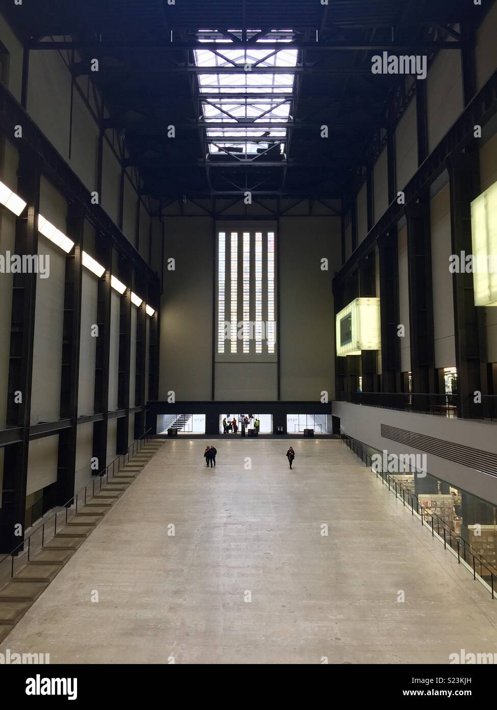 Rampe Eingang in der Turbine Hall der Tate Modern, London ...