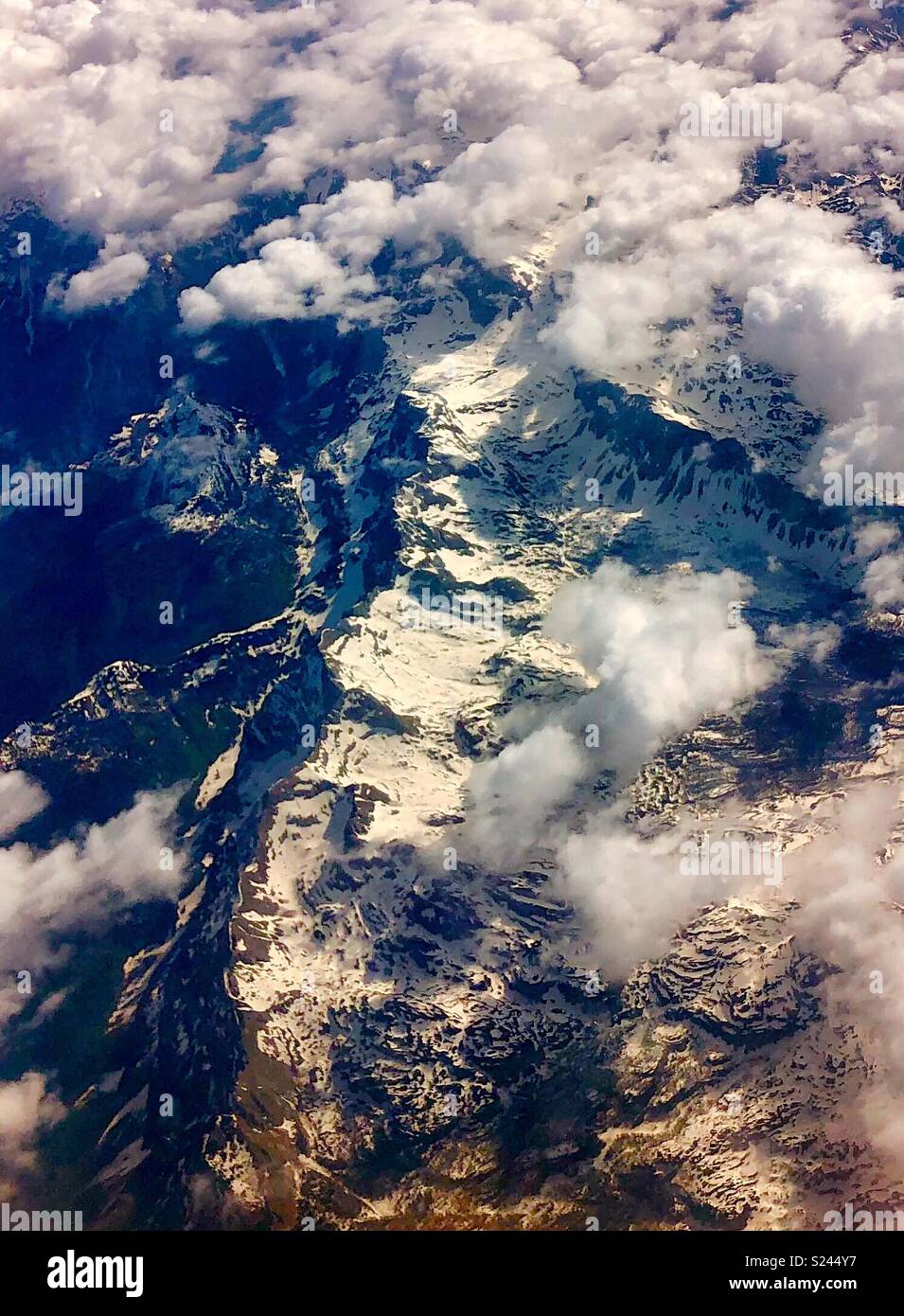 Alpen von oben -Fotos und -Bildmaterial in hoher Auflösung – Alamy