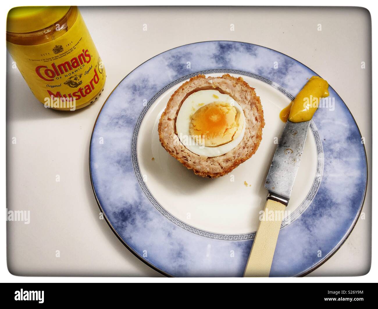 Colmans englischer senf -Fotos und -Bildmaterial in hoher Auflösung – Alamy