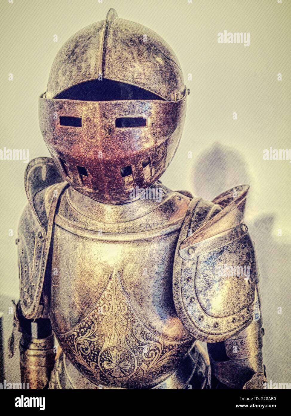 Metal Armour Stockfotos und -bilder Kaufen - Alamy