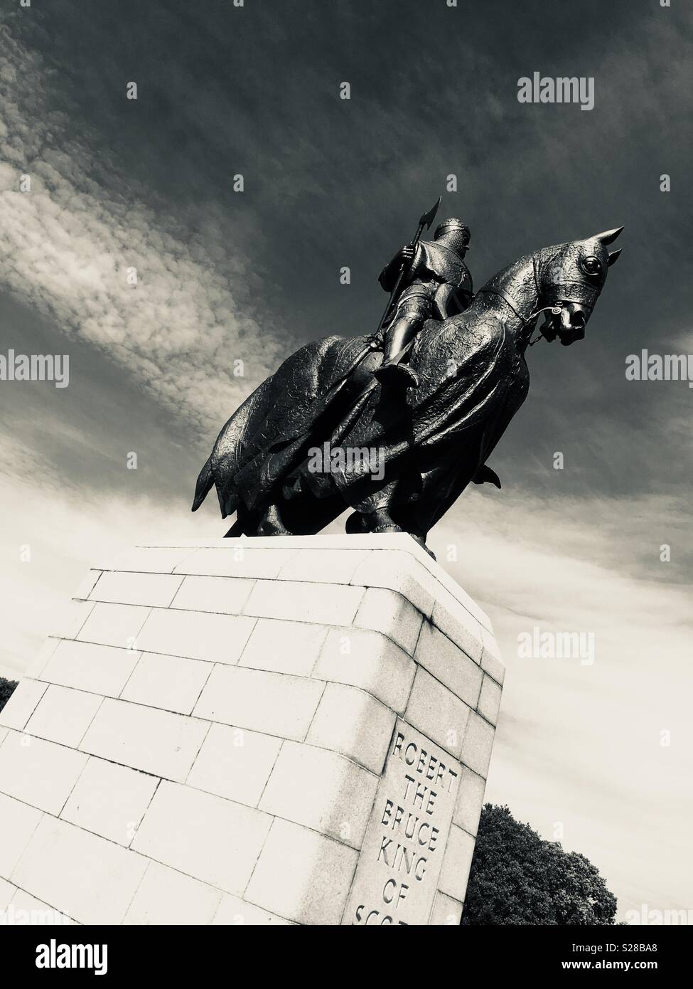 Robert die bruce statue -Fotos und -Bildmaterial in hoher Auflösung ...